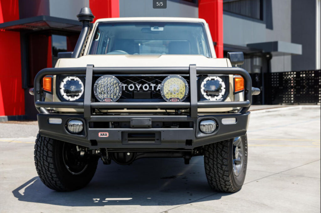 ARB Deluxe Winch Bar 2024+ LC76/78/79 DC for flared models - Motortech 4x4 - Aucklands 4x4 ...